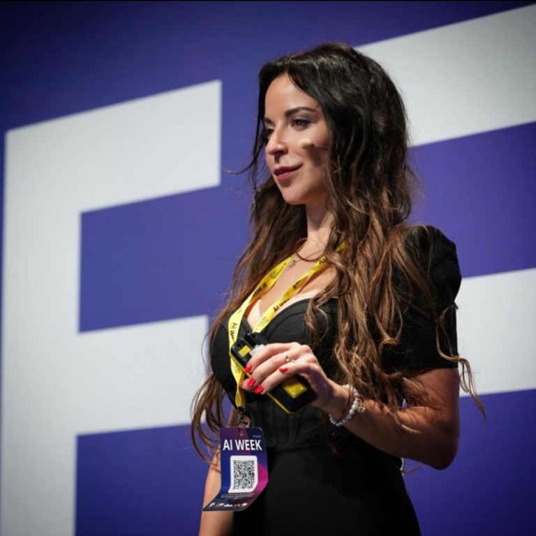 Luana Lo Piccolo - Bringing Changes in Law and AI Governance