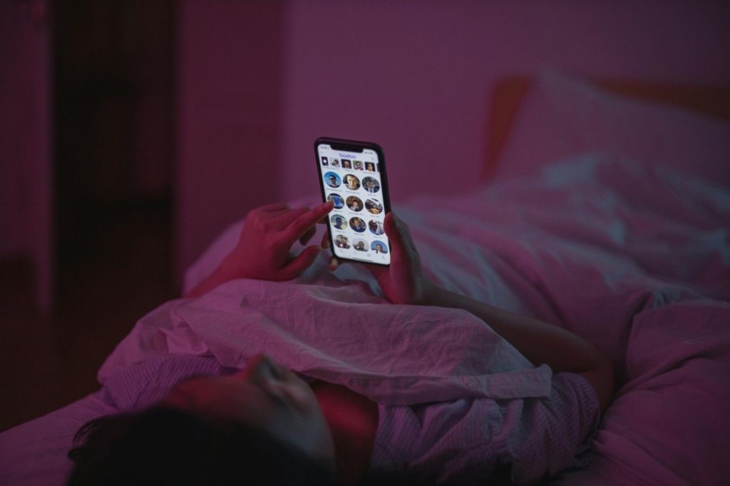 Chronically Online? A Self-Diagnosis Guide